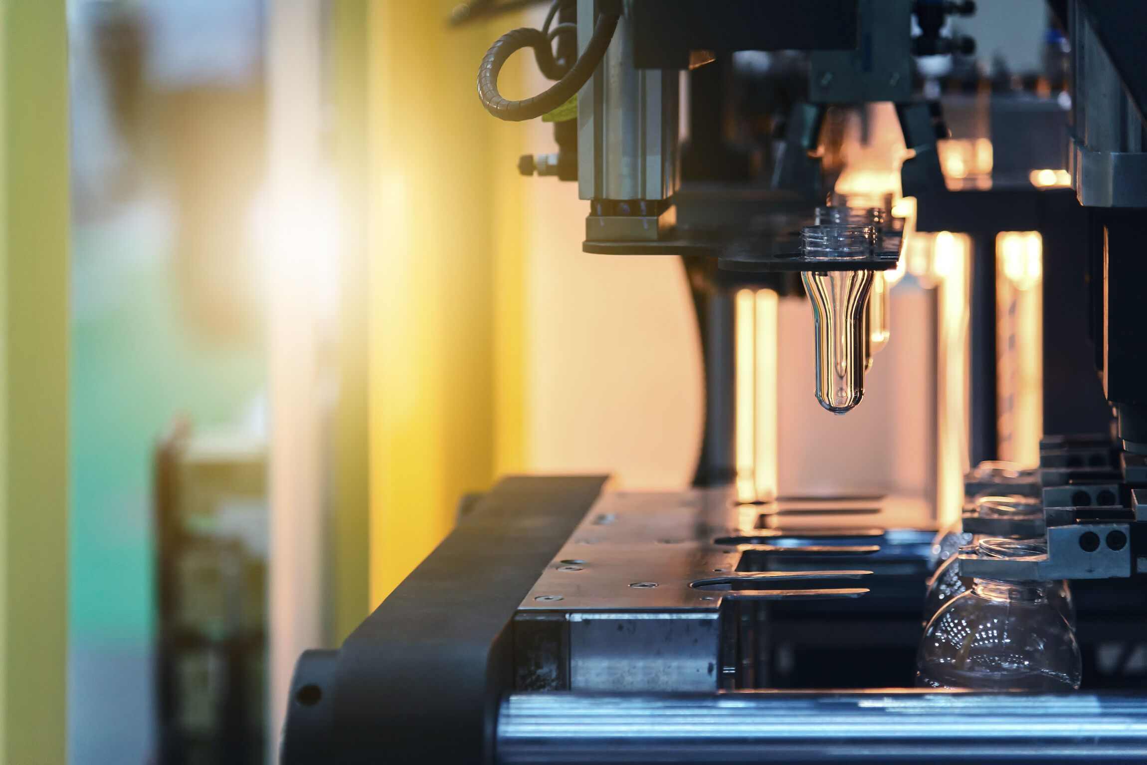 Control - Bachmann electronic GmbH